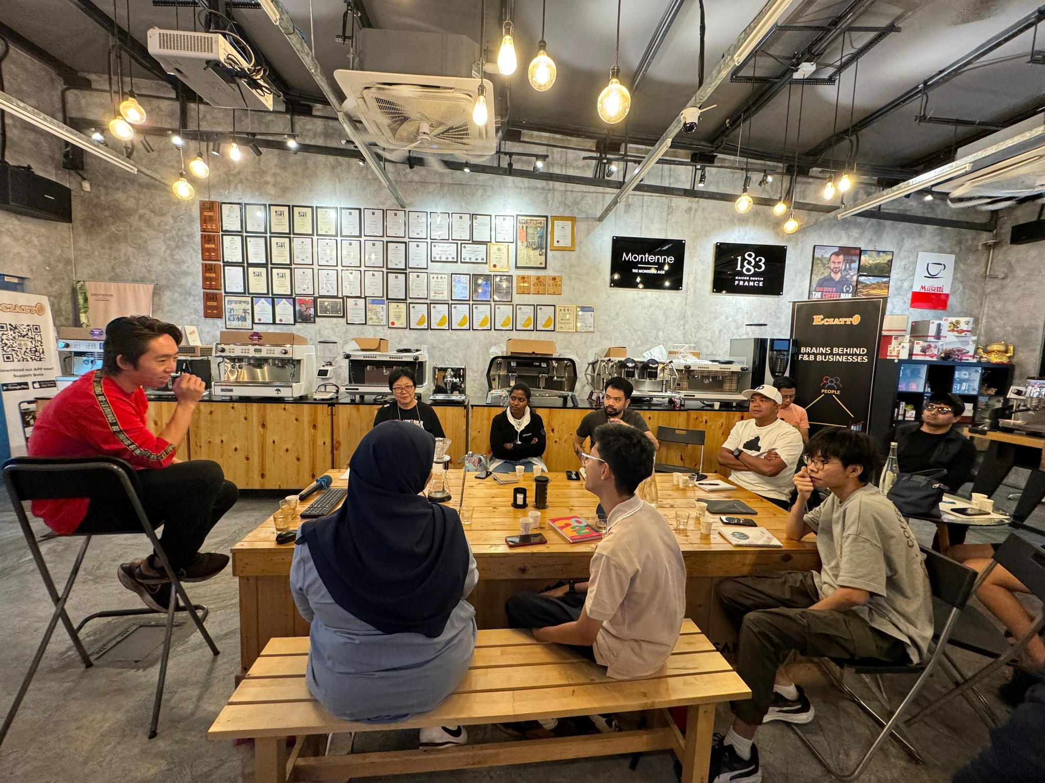 Why Join Our Barista Training Class? - Eciatto